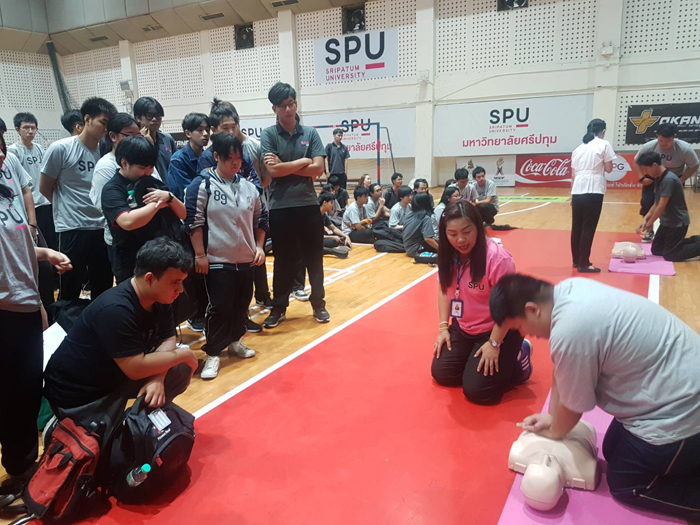 SPU ปลูกฝัง นศ. CPR ช่วยชีวิตคน - กลุ่มงานกิจการนักศึกษา