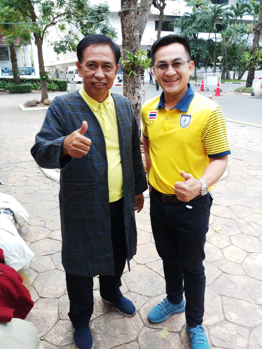 SPU ชลบุรี มอบเสื้อกันหนาวนี้เพื่อน้อง สนับสนุน SPU USR ณ รร.กองม่องทะ สังขละบุรี จ.กาญจนบุรี ...