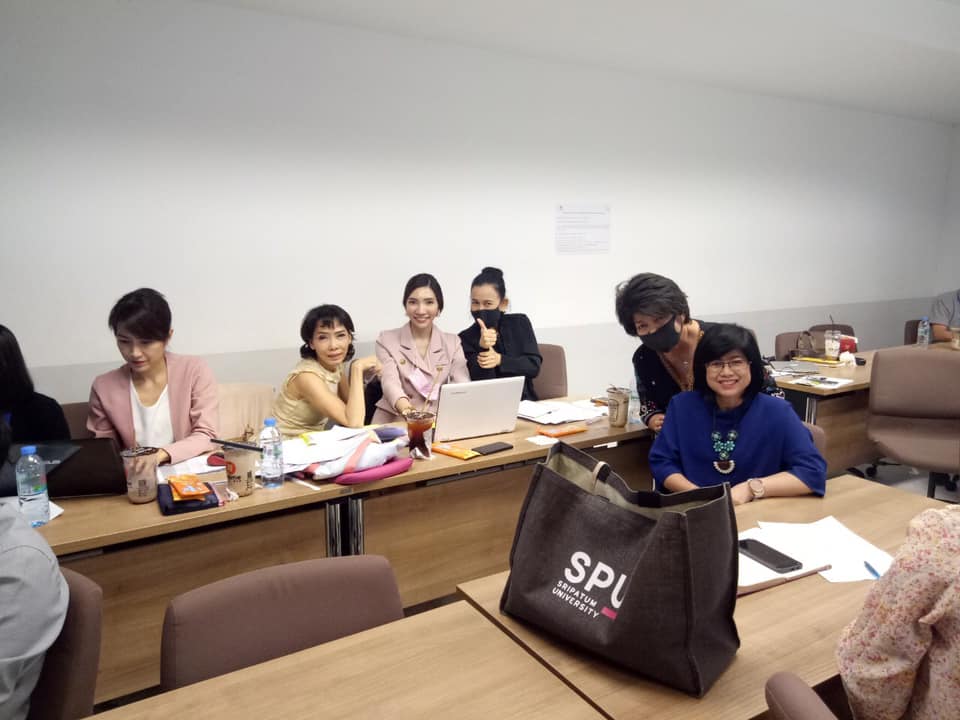 ขับเคลื่อน LO ระดับรายวิชา [Designing PLO towards LO] - ศูนย์สนับสนุนและพัฒนาการเรียนการสอน