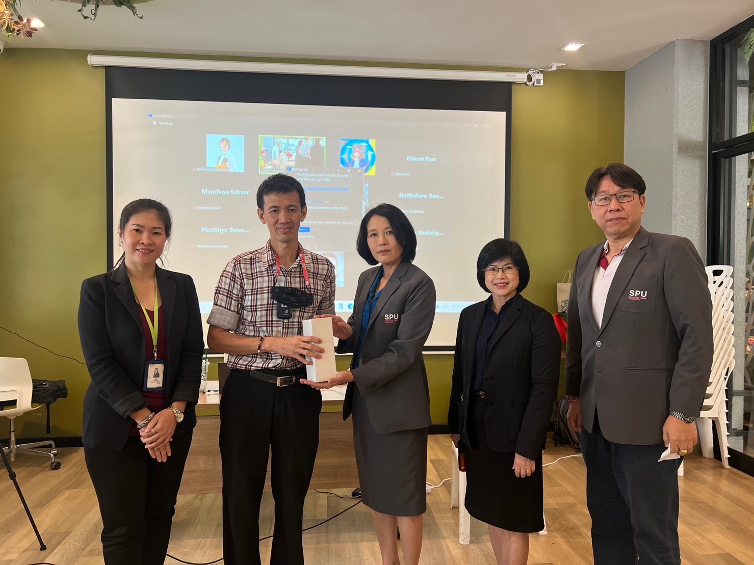 Sharing เส้นทางสู่ความสำเร็จ ด้านการสอน ด้วยกระบวนการวิจัย - ศูนย์ ...