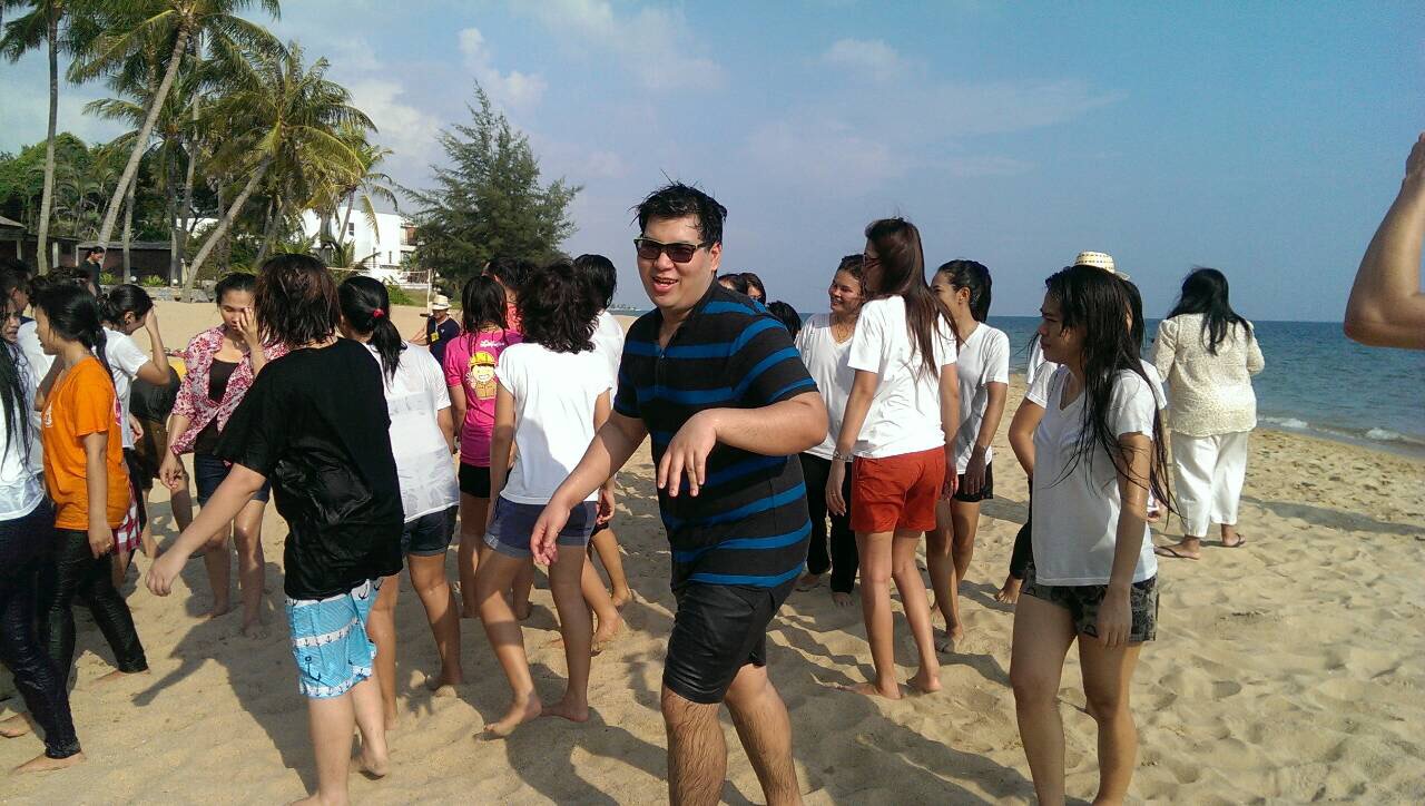 สัมมนานอกสถานที่ เชื่อมความสัมพันธ์ระหว่างรุ่นพี่-รุ่นน้อง SPU 57 (กิจกรรมที่ 3 ) กีฬาสาย ...