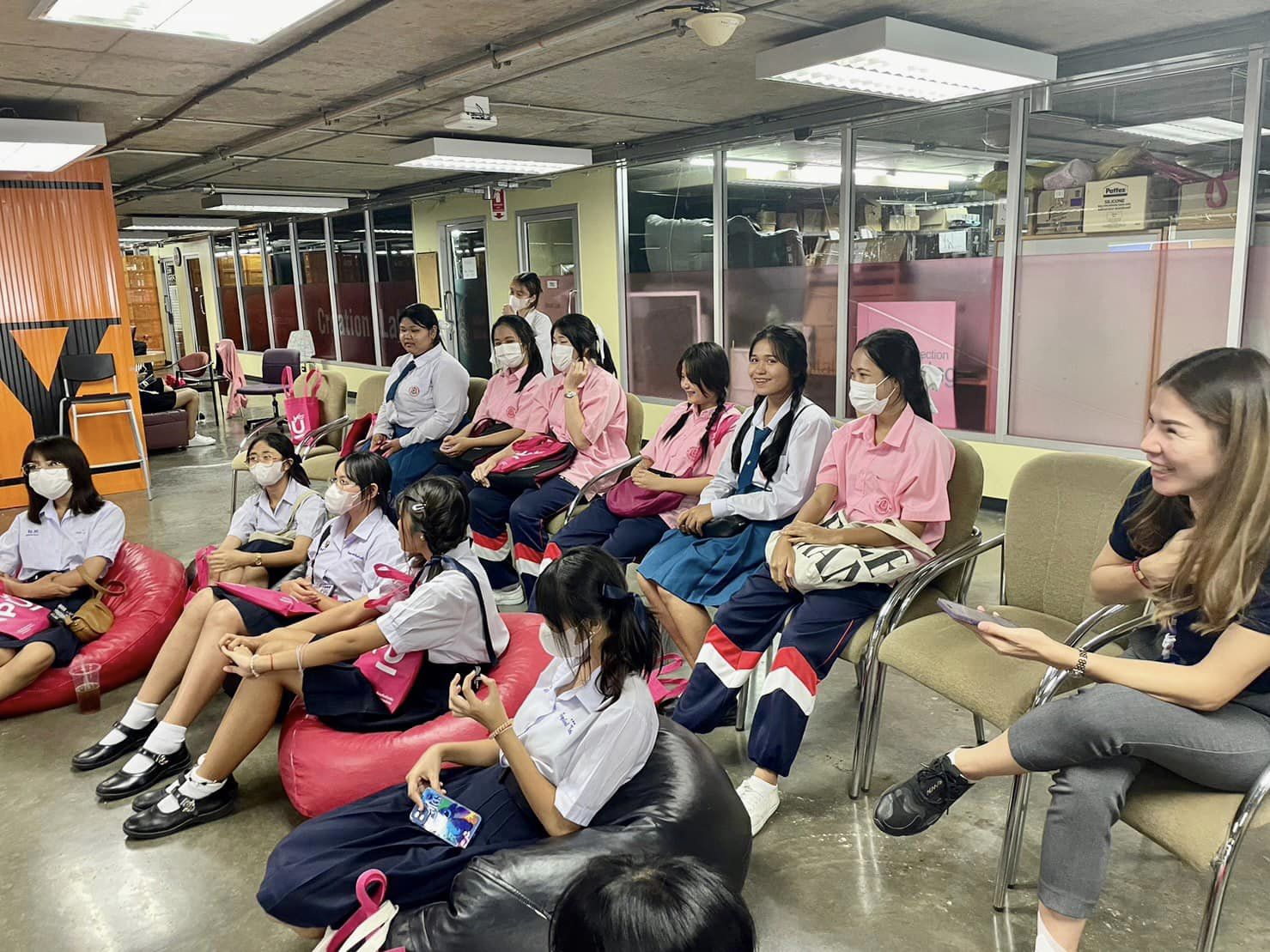 CAMPUS VISIT DEKNITED SPU 🎬🎥📸 – คณะนิเทศศาสตร์