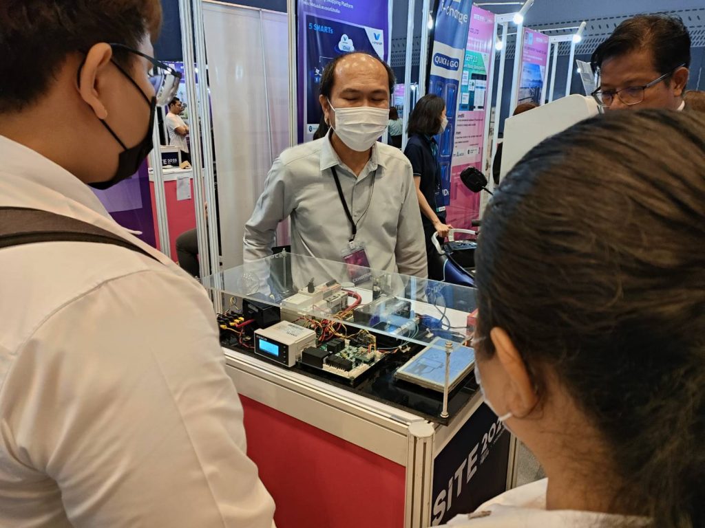 Dek IT SPU บุกงานมหกรรมนวัตกรรมและเครือข่ายสตาร์ตอัพไทยที่ยิ่งใหญ่ที่สุด - คณะเทคโนโลยีสารสนเทศ