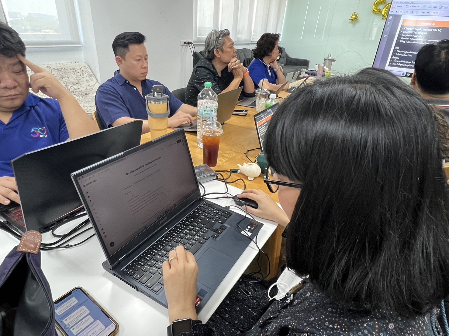 เสริมพลังงานวิจัยด้วย AI for researcher - คณะเทคโนโลยีสารสนเทศ