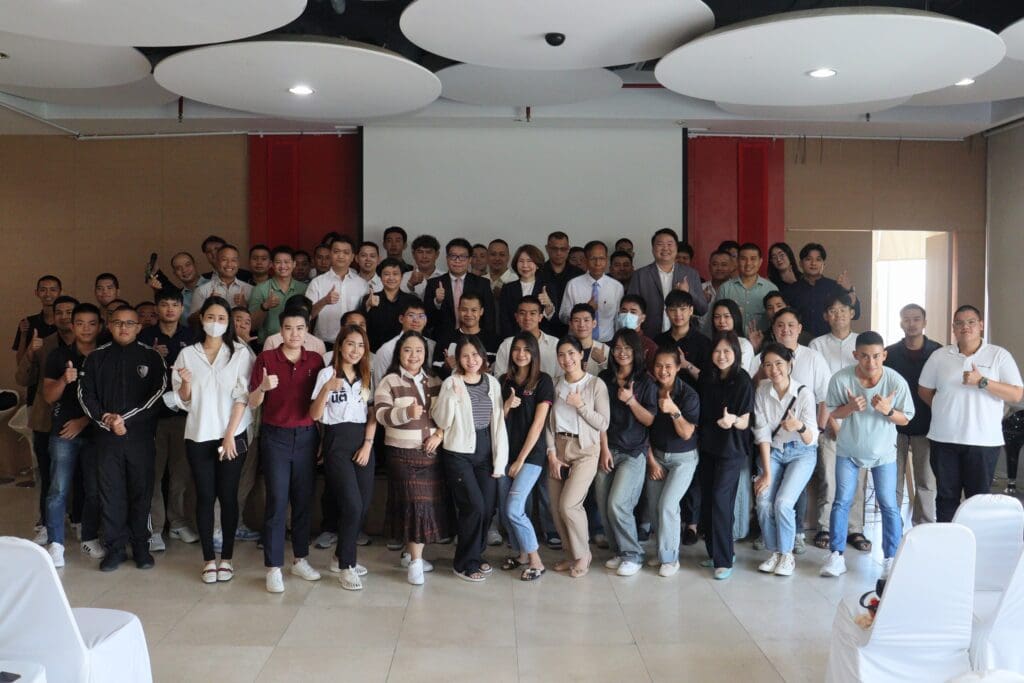 欢迎来到 SPULAW 新生迎新会特别会议 #SPULAW67 - คณะนิติศาสตร์