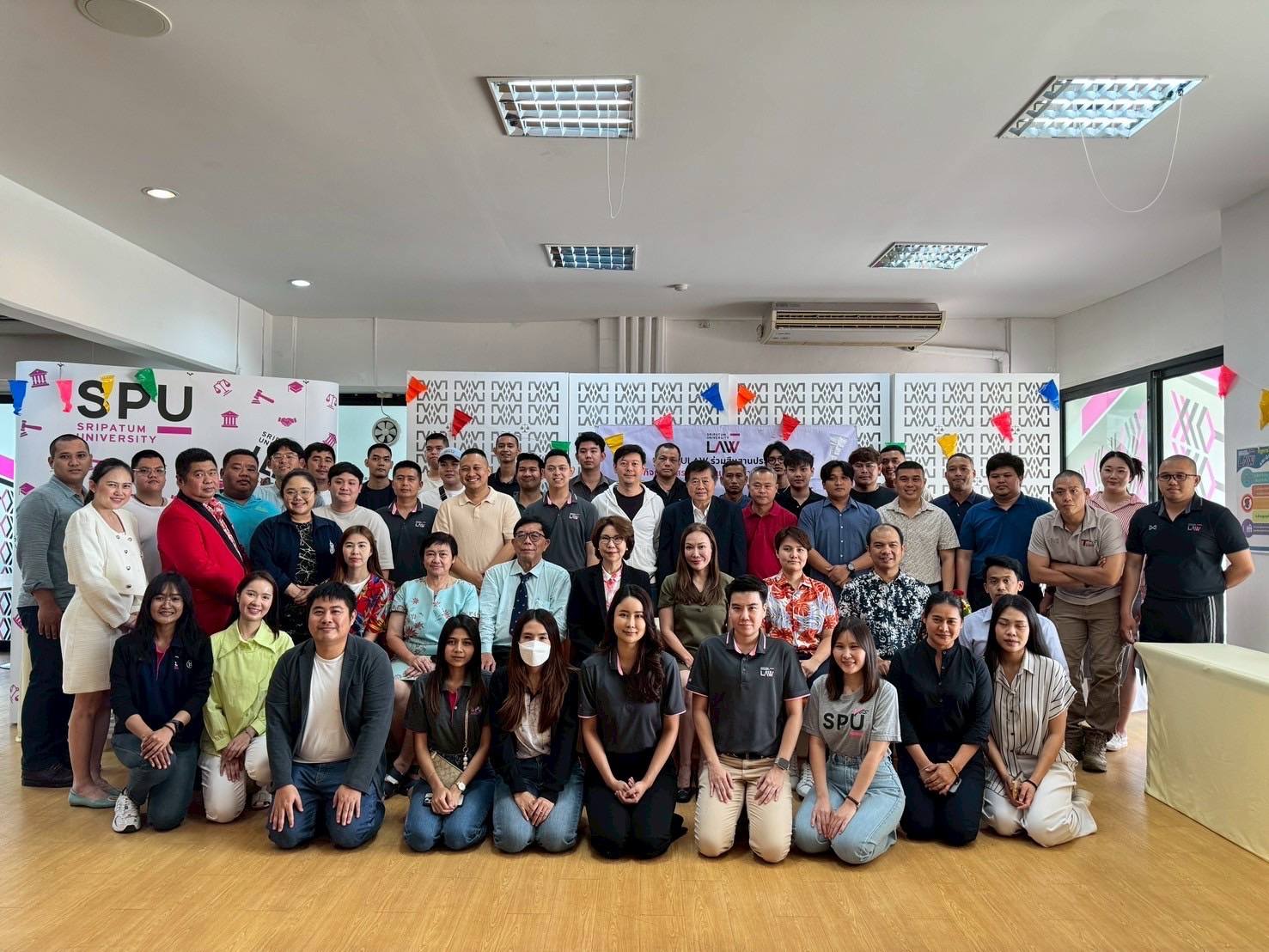 SPULaw captures the impressive atmosphere of the "Bathing Buddha and Pouring Water on Teachers ...