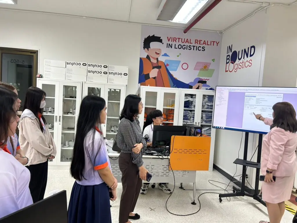 Logistics SPU ต้อนรับคณะศึกษาดูงานจาก มหาวิทยาลัยเทคโนโลยีสุรนารี ...