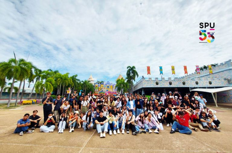 Walk With Me LSC SPU ตะลุย...Dream World สานสัมพันธ์พี่น้อง ต้อนรับเปิด ...