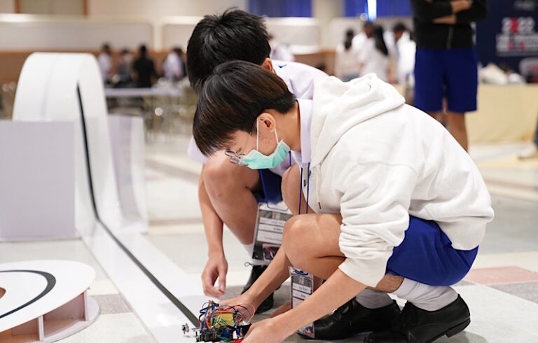 คณะวิศวกรรมศาสตร์ SPU เปิดพื้นที่ให้ นักเรียน-นักศึกษา ร่วมประลองสนาม ...