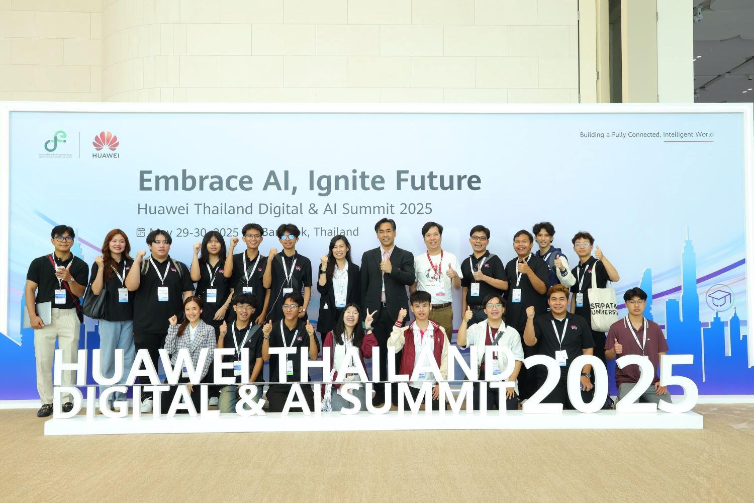 คณะเทคโนโลยีสารสนเทศ SPU พานักศึกษาเจาะลึกเทคโนโลยีระดับโลก ในงาน ...